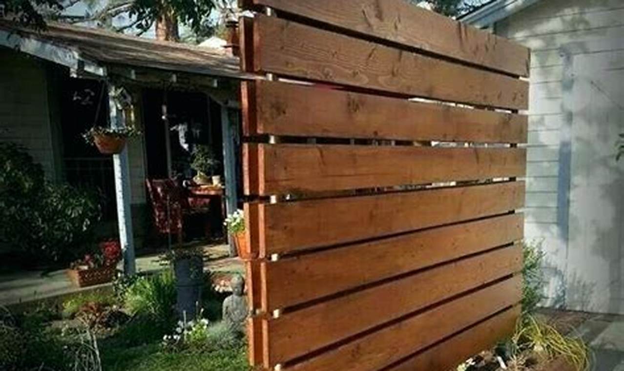 Build a DIY Wheeled Patio Privacy Wall Screen [Easy!]