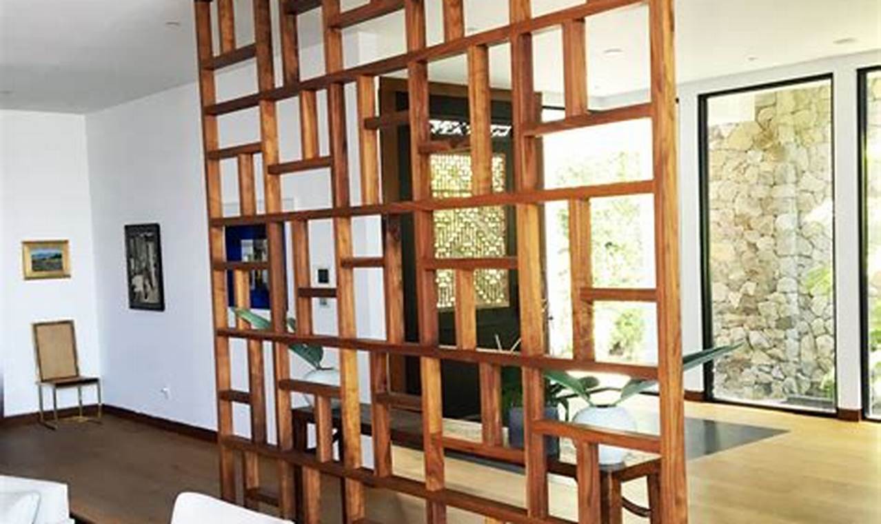 Build Your Own: DIY Wood Room Divider Ideas!