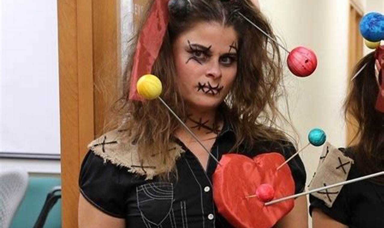 DIY Voodoo Doll Halloween Costume: Easy Stitch Costume